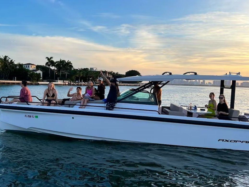 Enjoy Miami In 40' Axopar 2022 Center Console!!! | Getmyboat