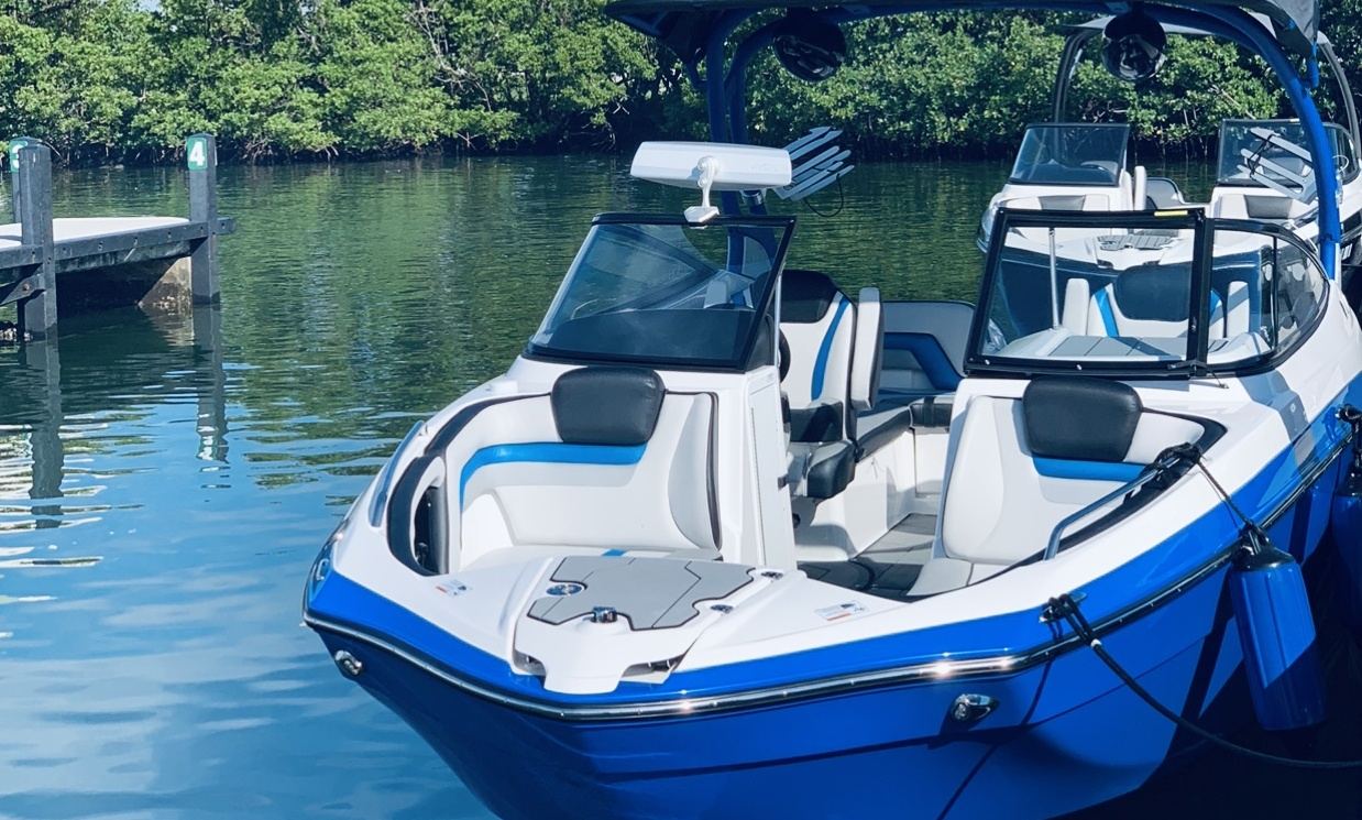 Enjoy A Day Cruising Hollywood Florida Aboard Yamaha 242x E-series Bowrider! | Getmyboat