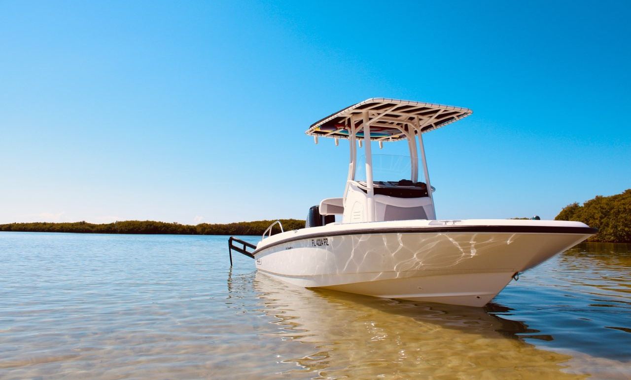 Barco de arena e isla Boston Whaler de 21 pies, 150 CV, Johns Pass ...