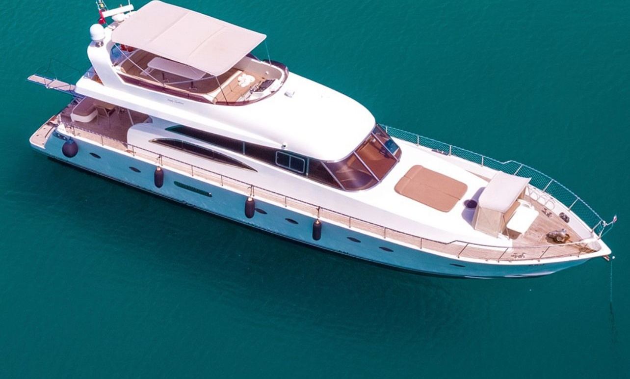 Power in İstanbul Amazing yacht | Getmyboat