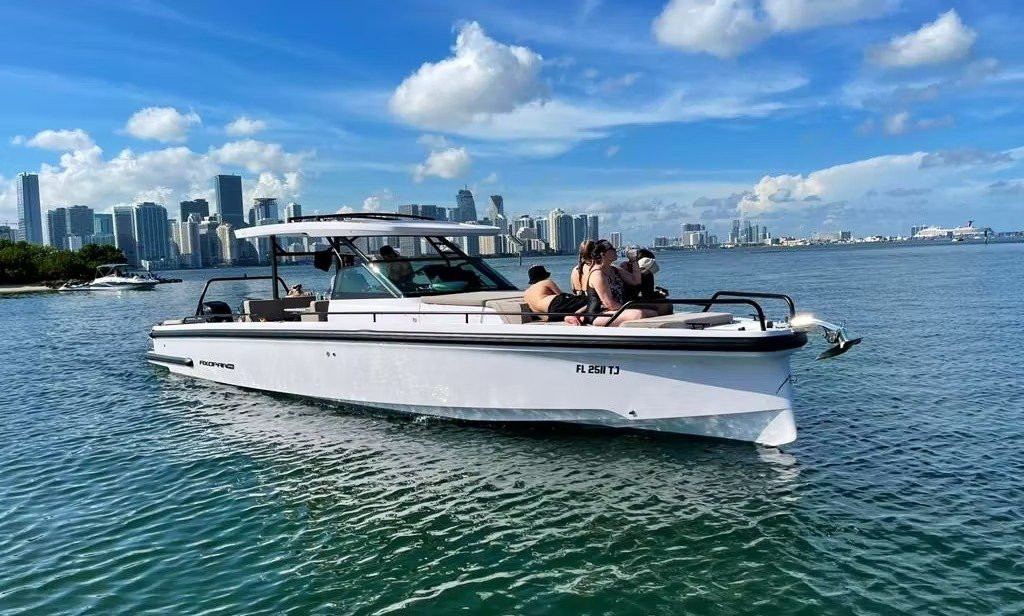 Enjoy Miami In 40' Axopar 2022 Center Console!!! | Getmyboat